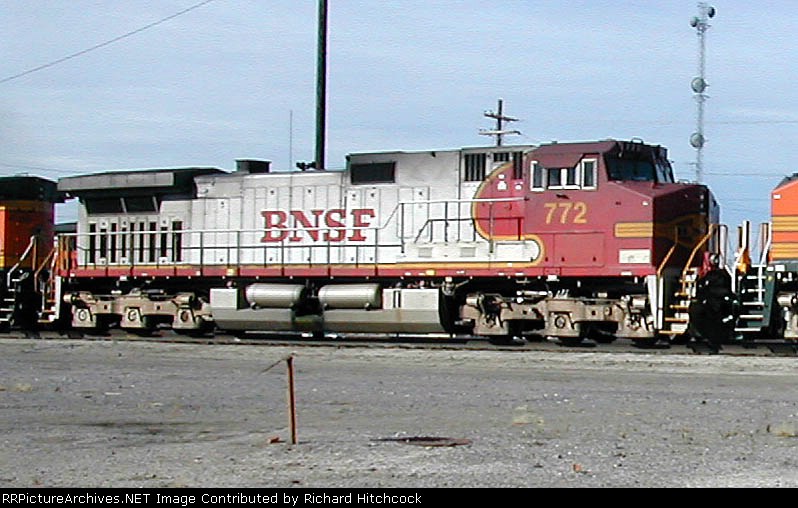 BNSF 772
